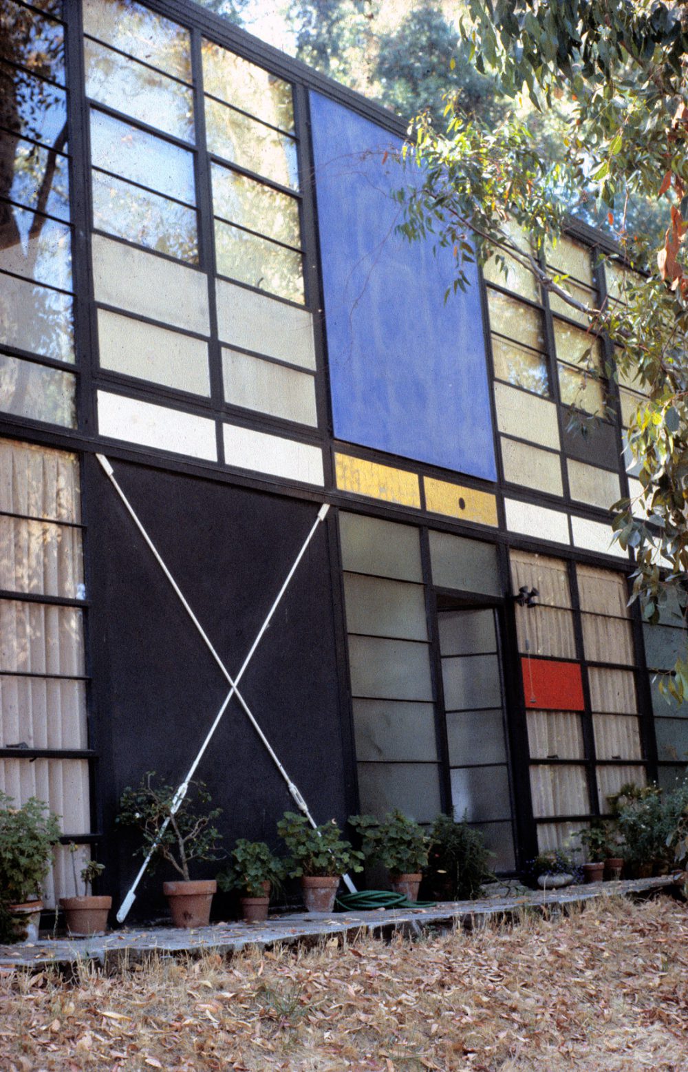 Ray Kaiser Eames | Pioneering Women of American Architecture